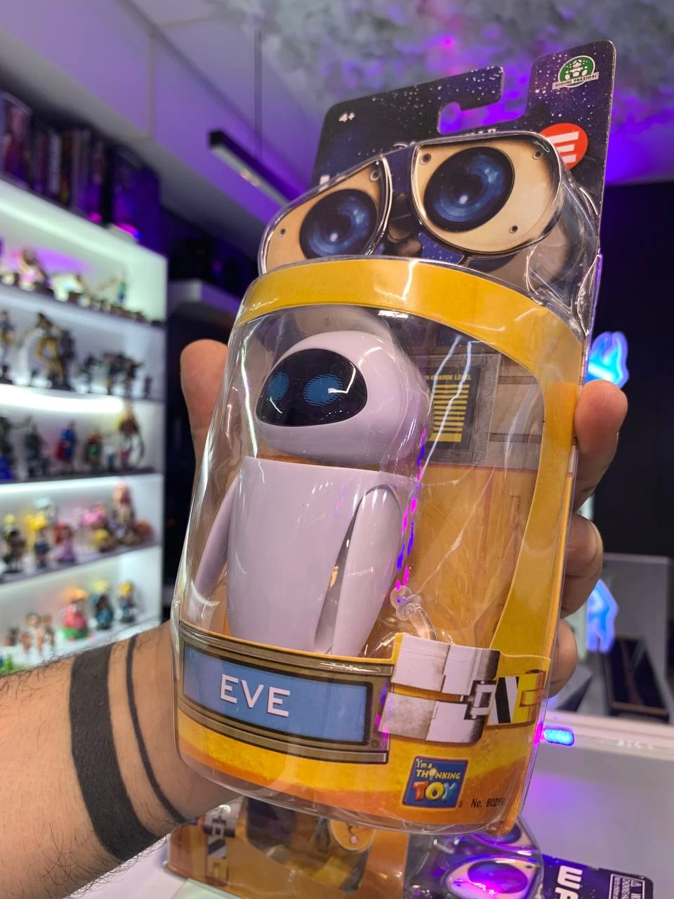 فیگور اورجینال Eve برند دیزنی Wall-E